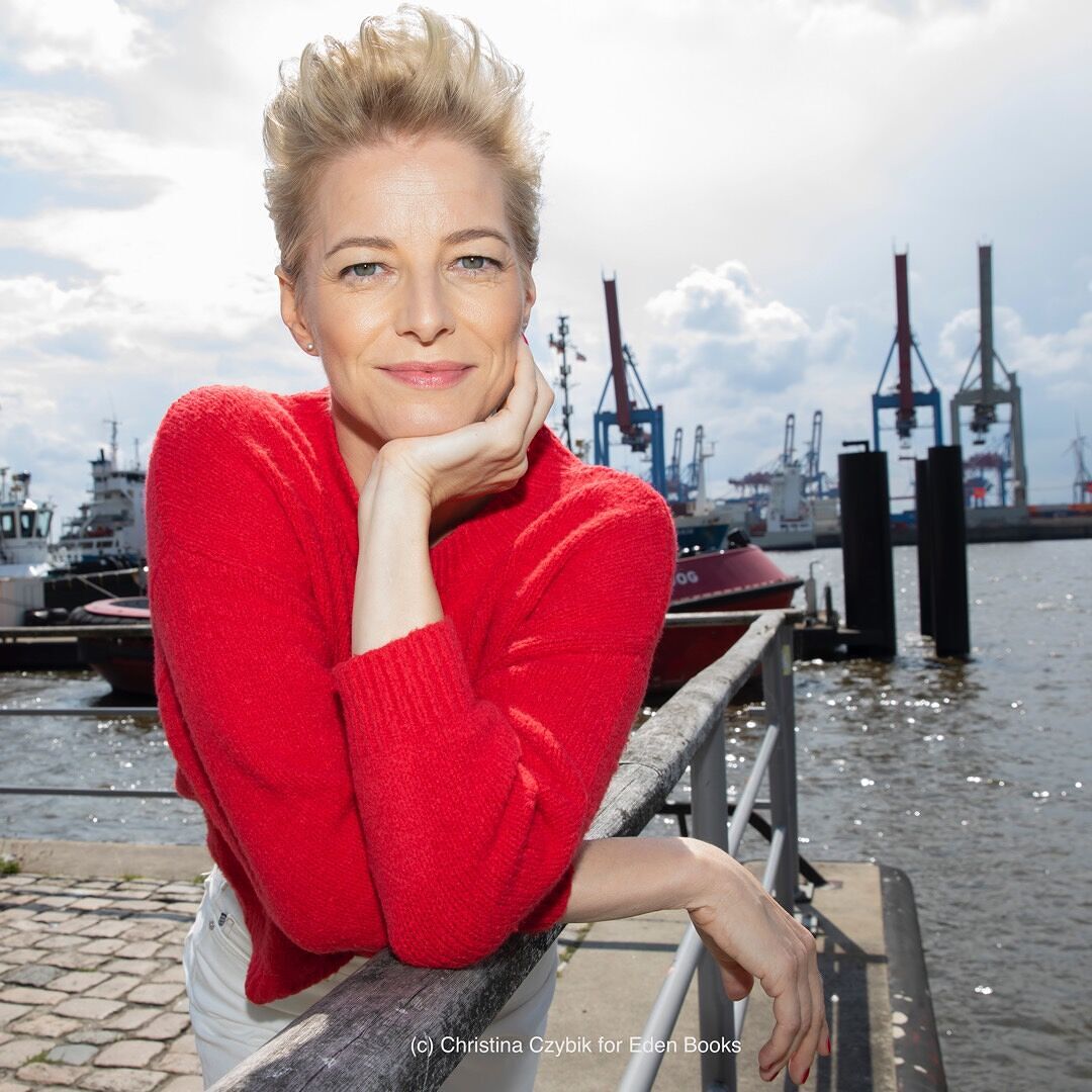 Susan J. Moldenhauer – Audio Books, Best Sellers, Author Bio | Audible.com