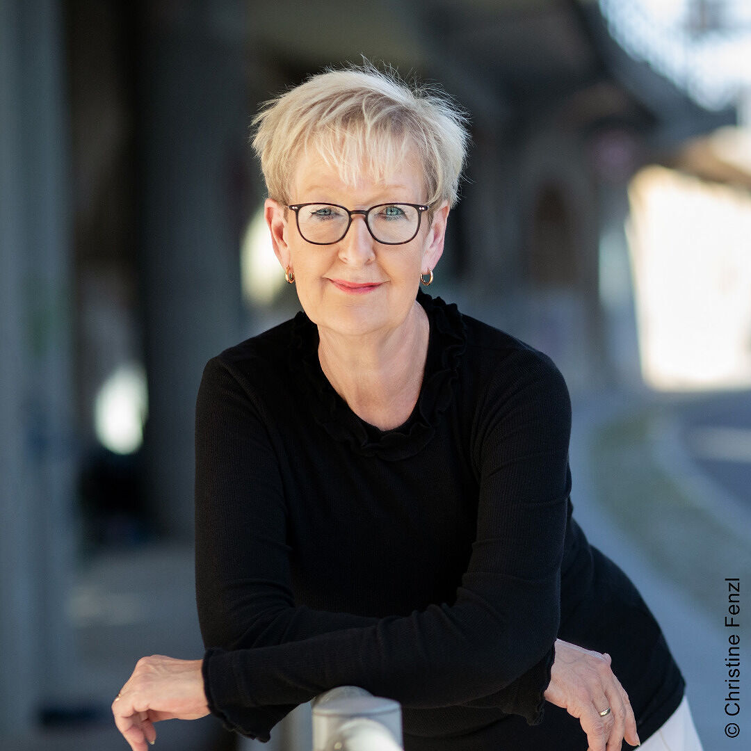 Stefanie Babst – Audio Books, Best Sellers, Author Bio | Audible.com