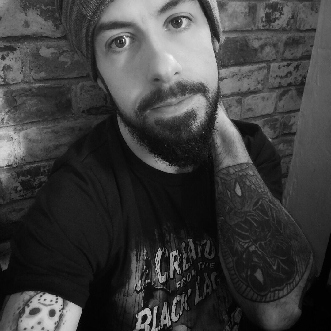 Christopher Robertson's Instagram, Twitter & Facebook on IDCrawl