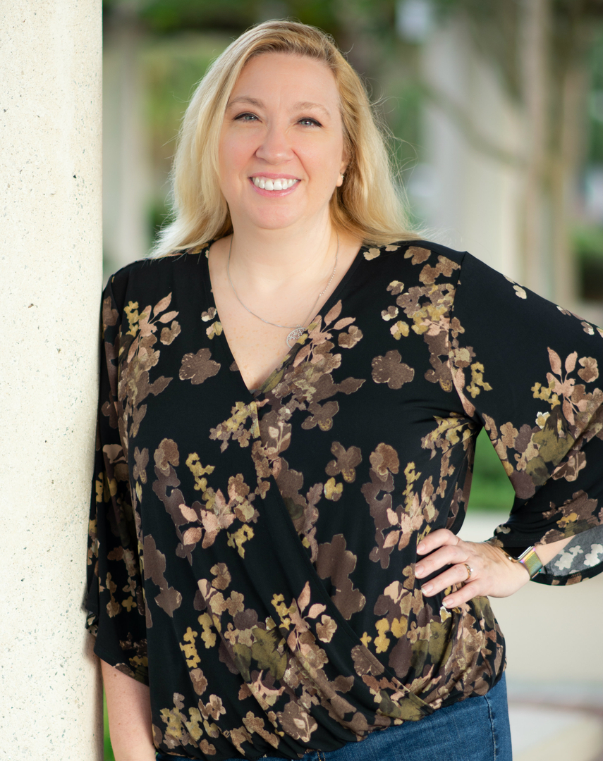 Brenna Ash – Audio Books, Best Sellers, Author Bio | Audible.com