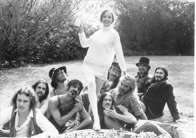 Freak Out: My Life with Frank Zappa: Amazon.co.uk: Pauline Butcher ...