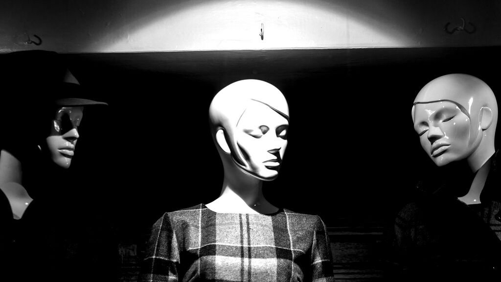 Amazon.com: The Orb eBook : Basi, Tara, Coady, Chris, Maughan, Graeme ...