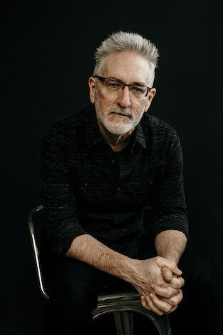 The Sword & Shield: A 40-Day Devotional Journey For Men: Robert Noland: 9781732366961: Amazon ...