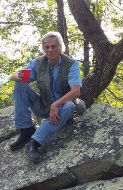 Amazon.com: An Old Man And His Axe: A Prepper fiction book of survival ...