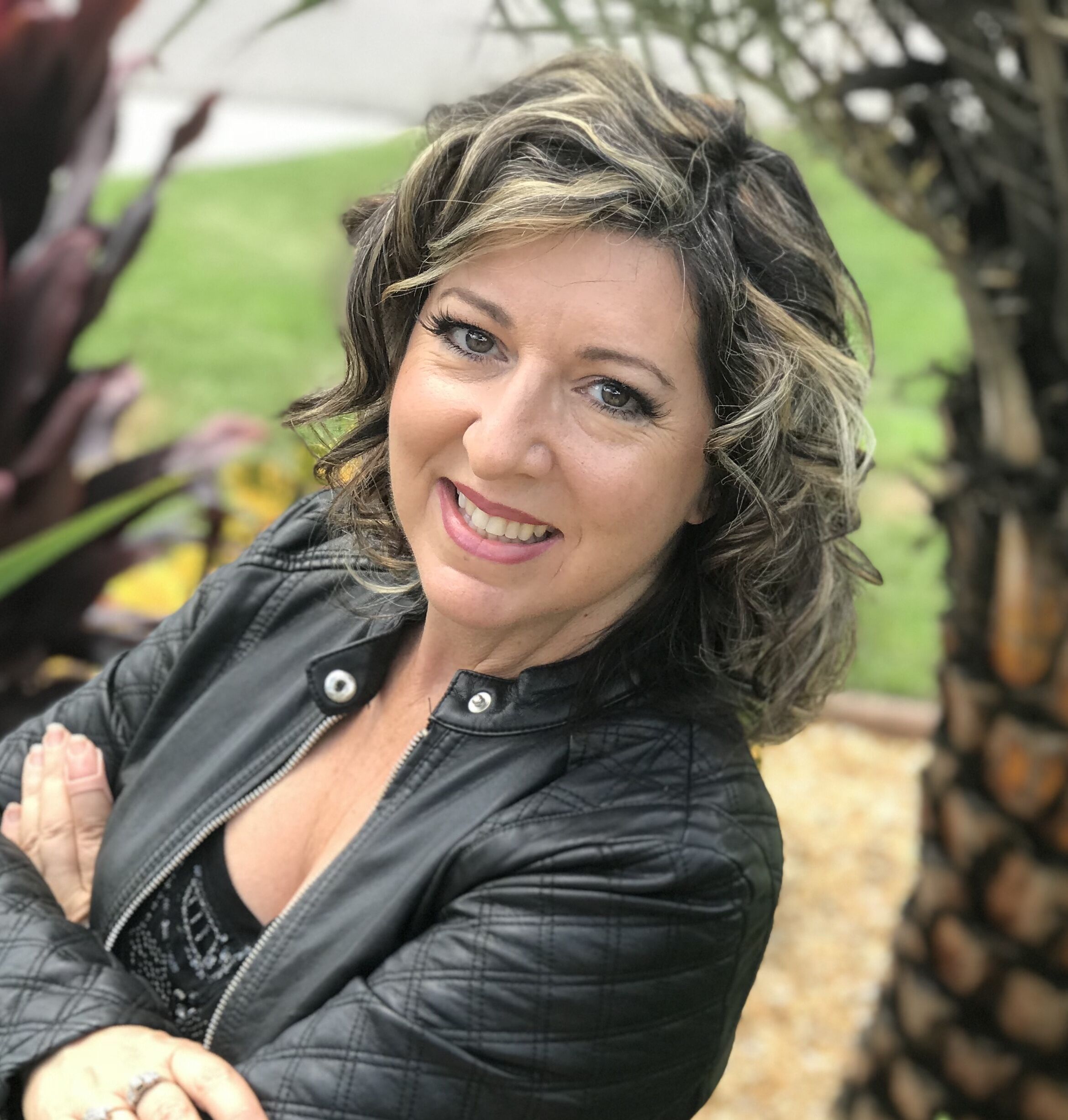 Heather Burchell's Instagram, Twitter & Facebook on IDCrawl