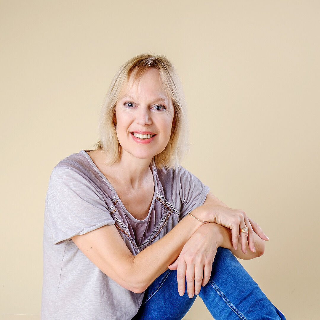 Manuela Sanne – Audio Books, Best Sellers, Author Bio | Audible.com