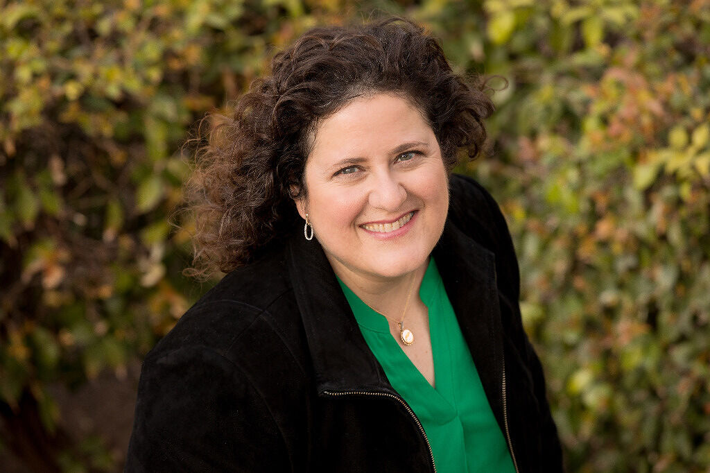 Melanie Rachel – Audio Books, Best Sellers, Author Bio | Audible.com