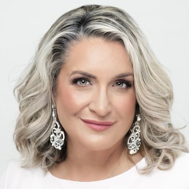 Laura Marie Altomのオーディオブックを聴こう。 | Audible.co.jp