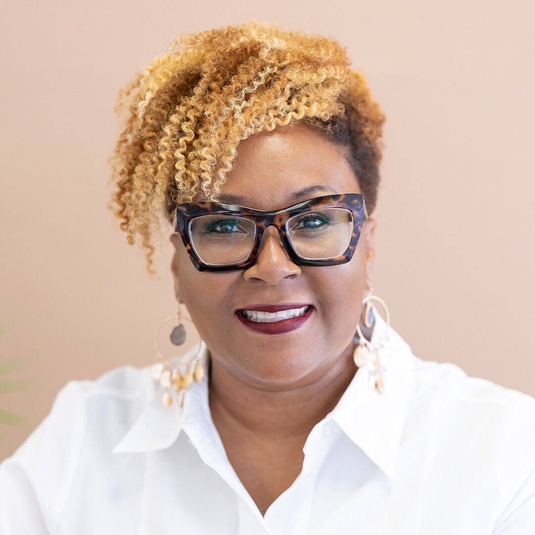 Susan Silvey's Instagram, Twitter & Facebook on IDCrawl