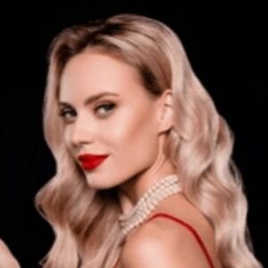 Felicity Cox – Audio Books, Best Sellers, Author Bio | Audible.com