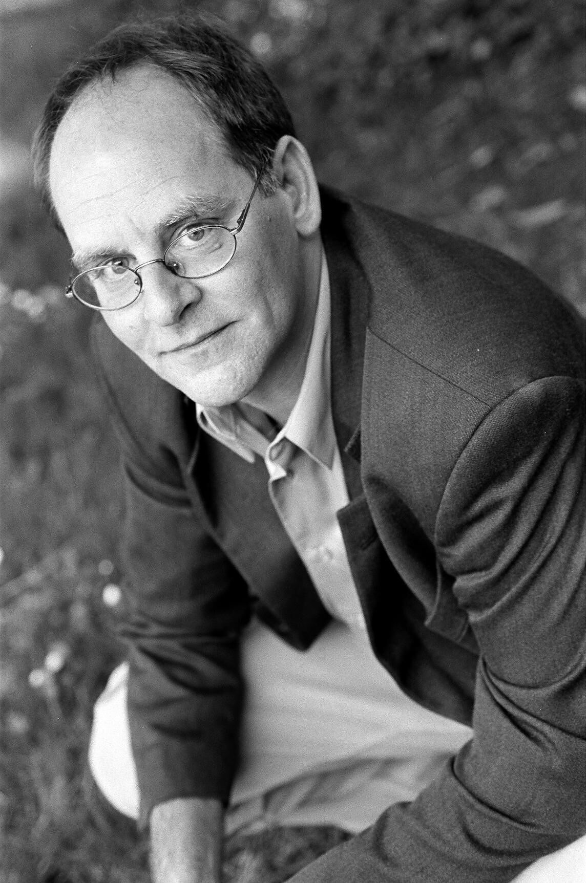 Tim Farrington – Audio Books, Best Sellers, Author Bio | Audible.com