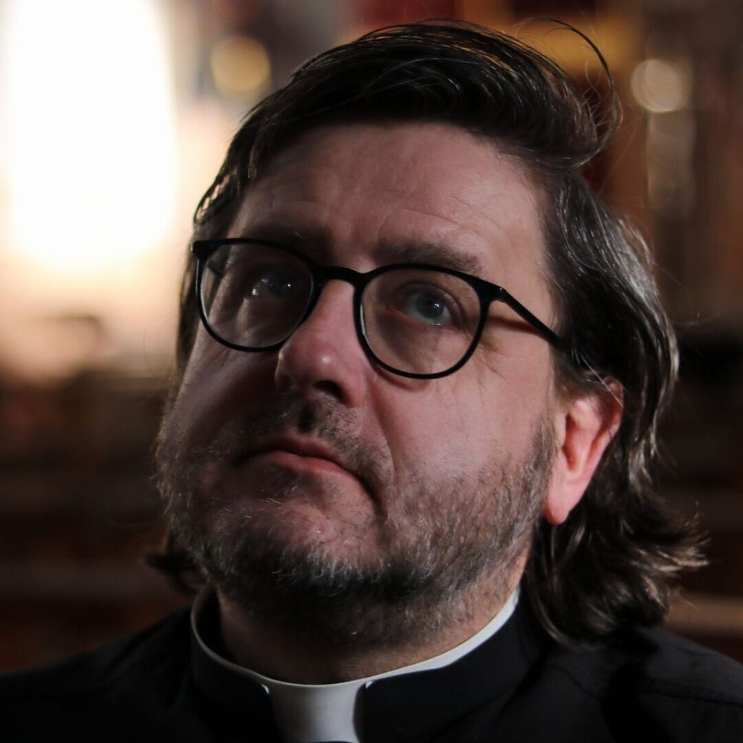 Father Alex Frost - Biographie et Livres Audio | Audible.fr