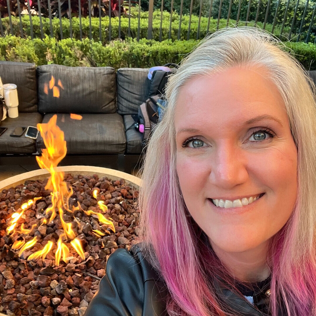 Jennifer Lee – Audio Books, Best Sellers, Author Bio | Audible.com