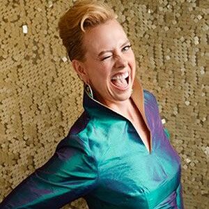 Amanda Elo'Esh - Alle Hörbücher bei Audible.de