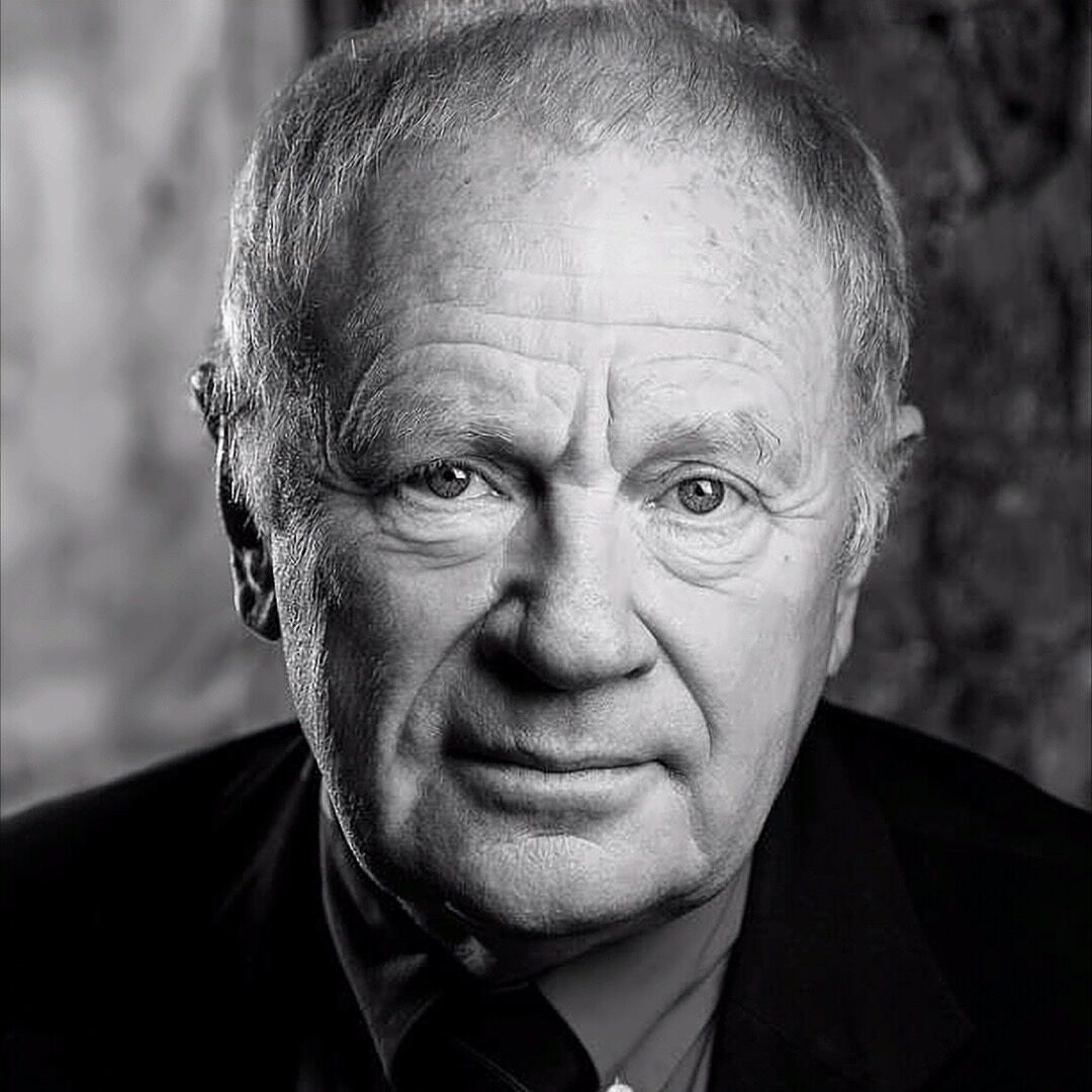 David Shaw-Parker – Audio Books, Best Sellers, Author Bio | Audible.com