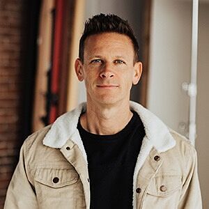 Tim Moore - Alle Hörbücher bei Audible.de