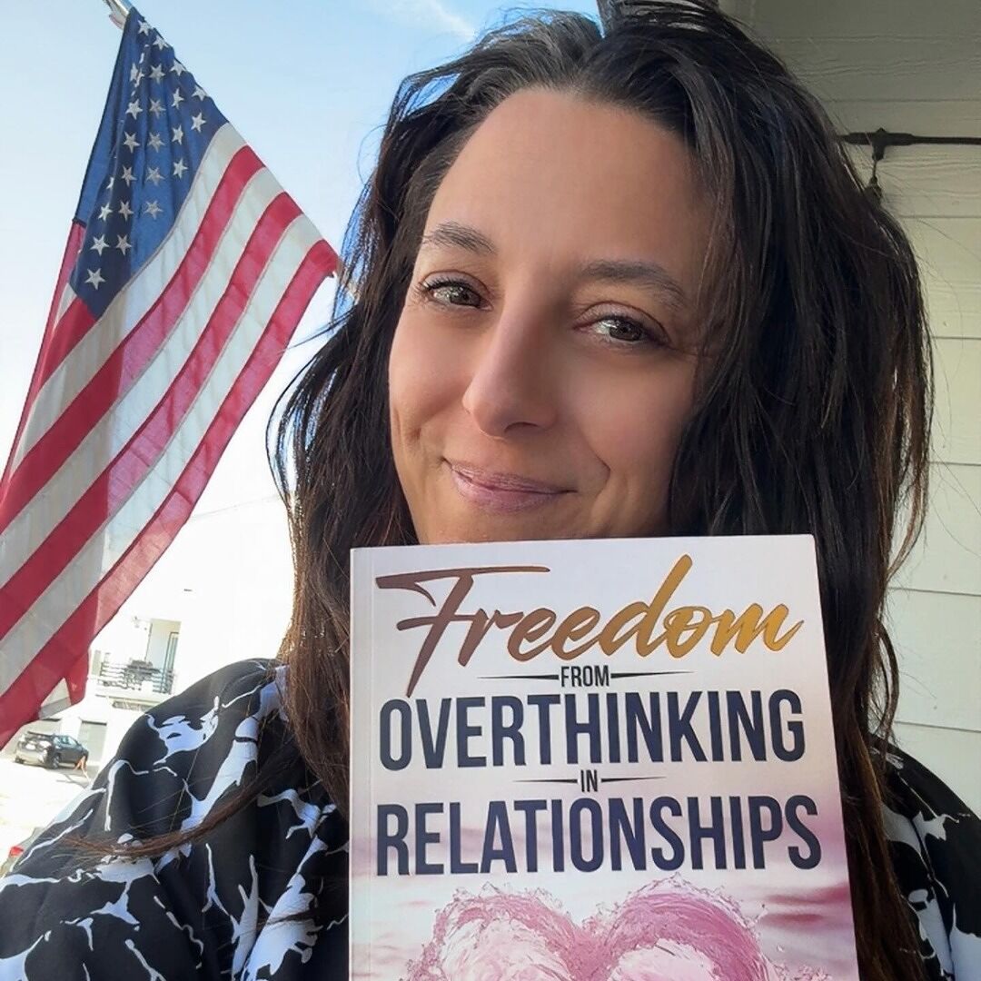 Maria Elaina Paswell - Alle Hörbücher bei Audible.de