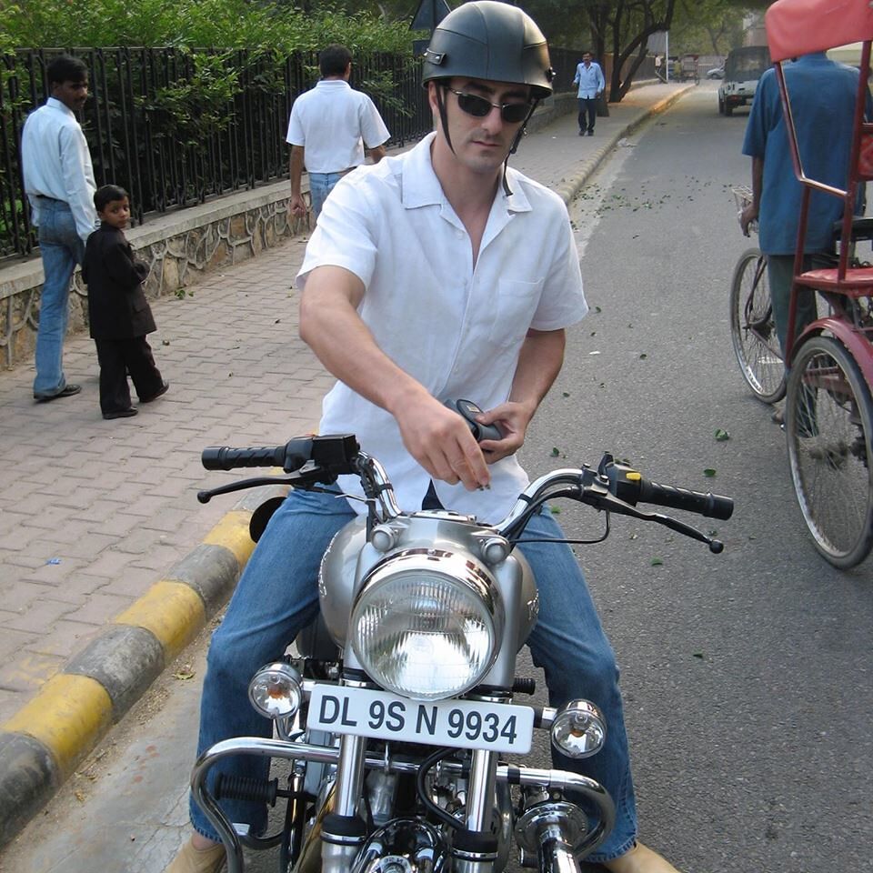 Andrew Benfield - Alle Hörbücher bei Audible.de