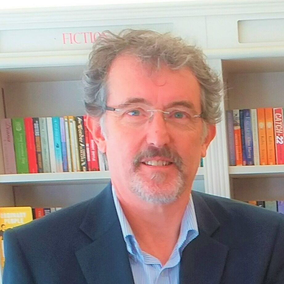 Andrew Scott – Audio Books, Best Sellers, Author Bio | Audible.com