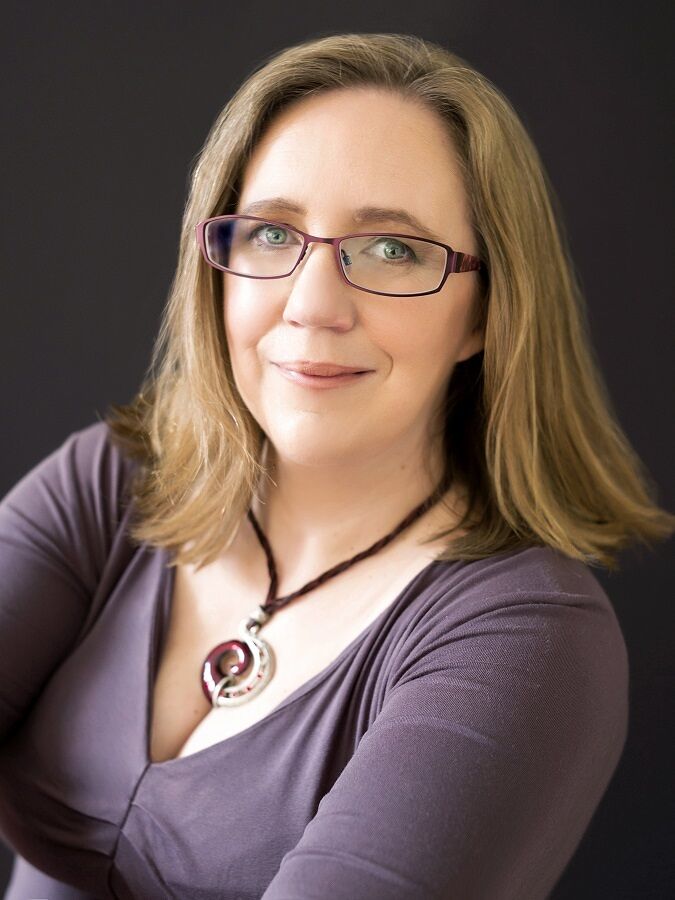 Tracey Drew – Audio Books, Best Sellers, Author Bio | Audible.com