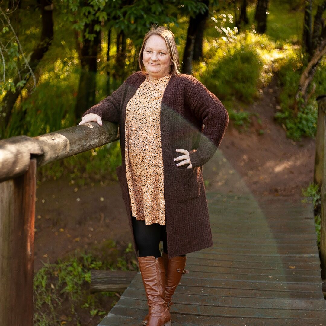 Amazon.com: Sarana Conradie: books, biography, latest update