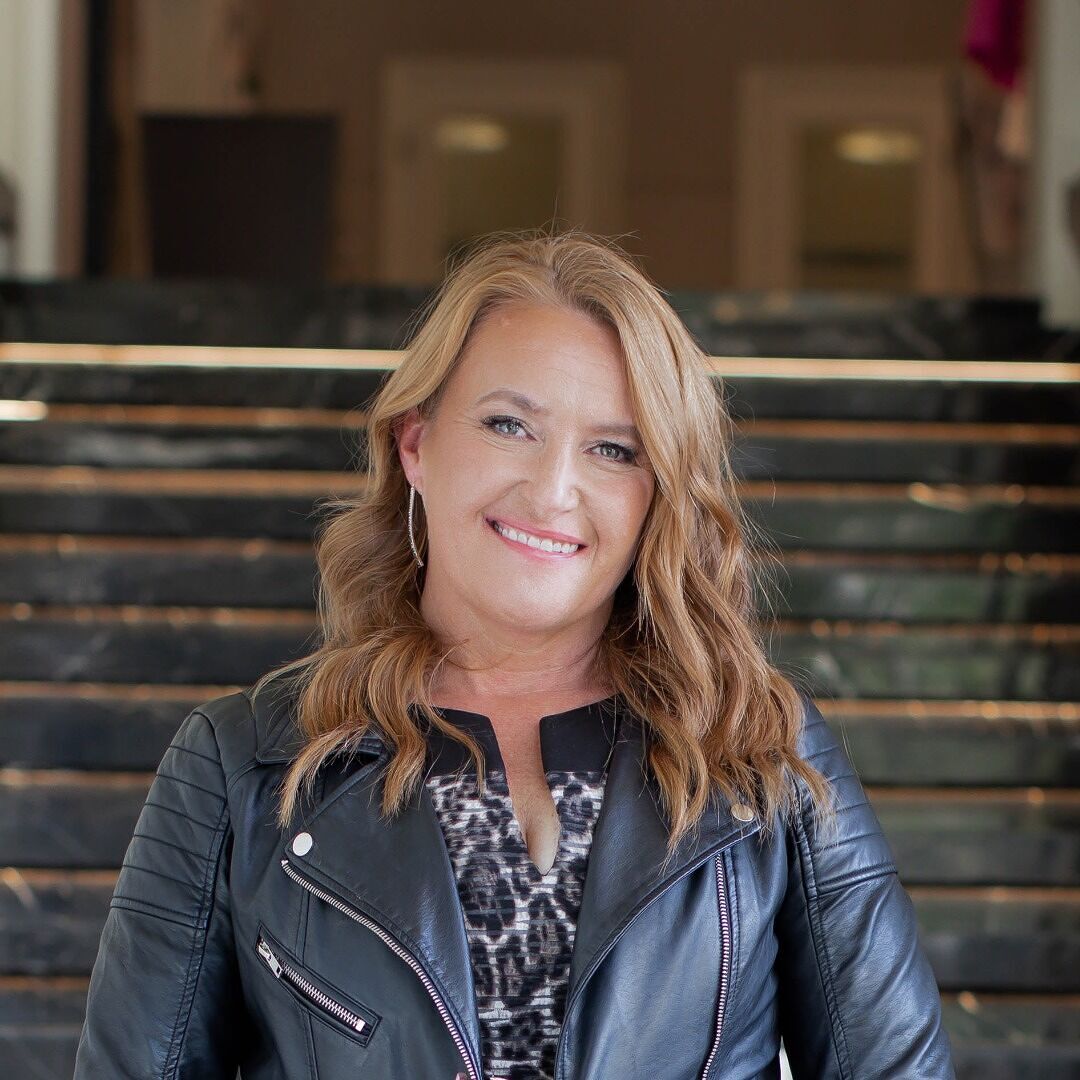 Angie Taylor – Audio Books, Best Sellers, Author Bio | Audible.com