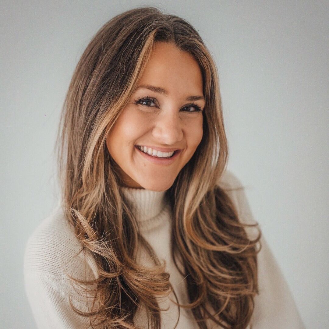 Ashley Hetherington – Audio Books, Best Sellers, Author Bio | Audible.com