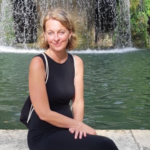 Olivia Wright – Audio Books, Best Sellers, Author Bio | Audible.com