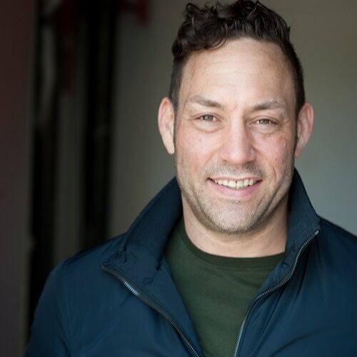 Mike Oulton - Alle Hörbücher bei Audible.de