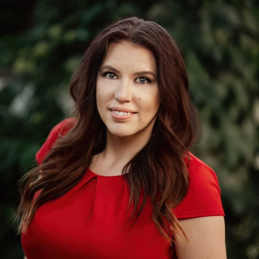 Miranda Lyn – Audio Books, Best Sellers, Author Bio | Audible.com