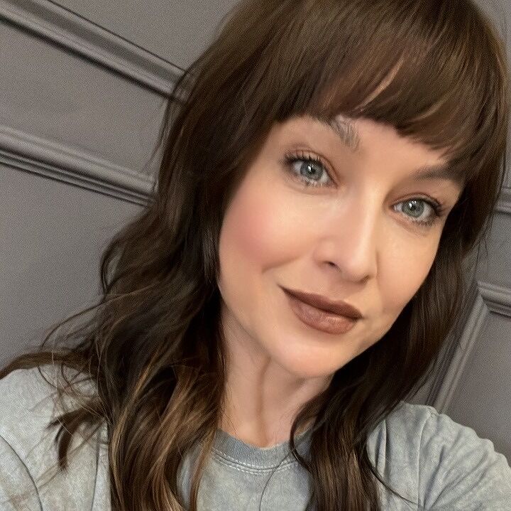 Clare Whitfield – Audio Books, Best Sellers, Author Bio | Audible.com