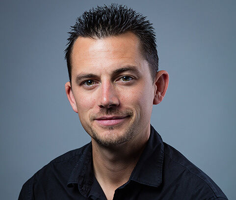 Amazon | The Anatomy of Fake News: A Critical News Literacy Education | Higdon, Nolan ...