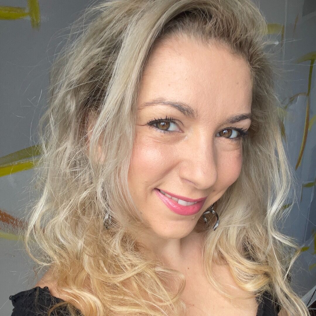 Ana Calin – Audio Books, Best Sellers, Author Bio | Audible.com