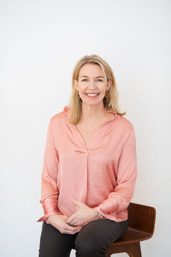 Fiona Higgins – Audio Books, Best Sellers, Author Bio | Audible.com
