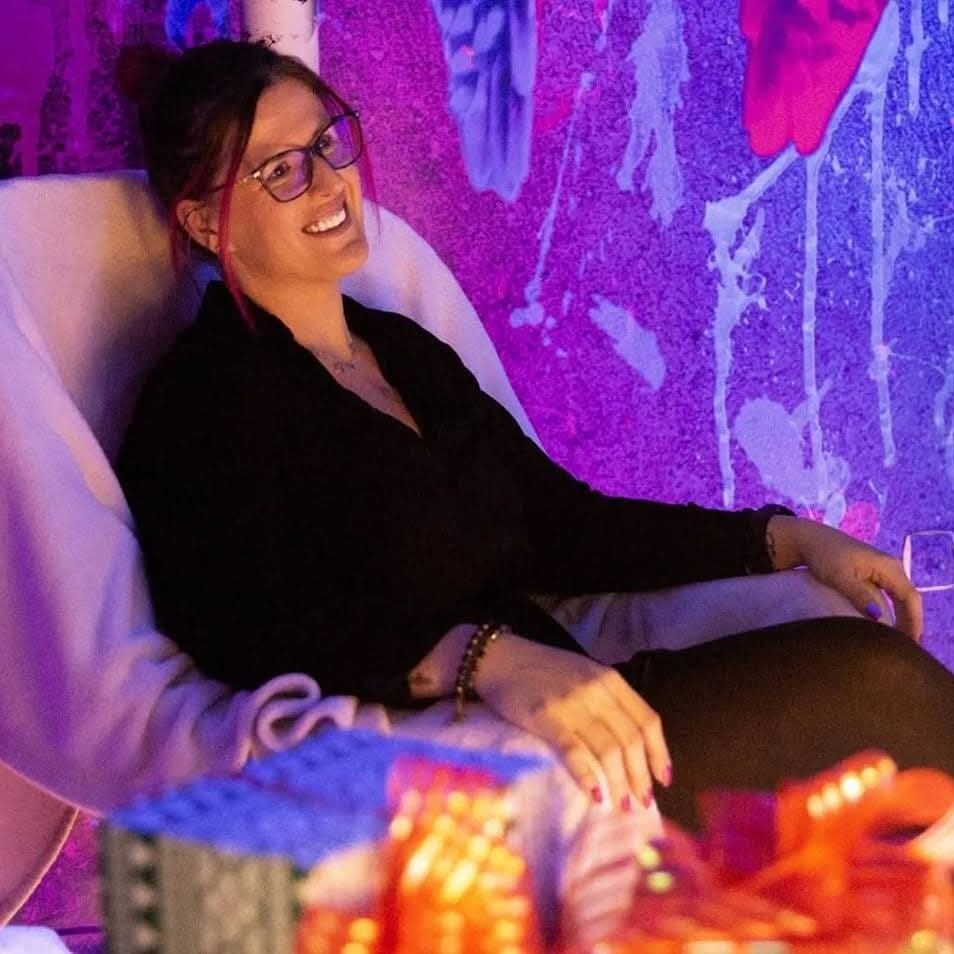 Iris Baxter – Audio Books, Best Sellers, Author Bio | Audible.com