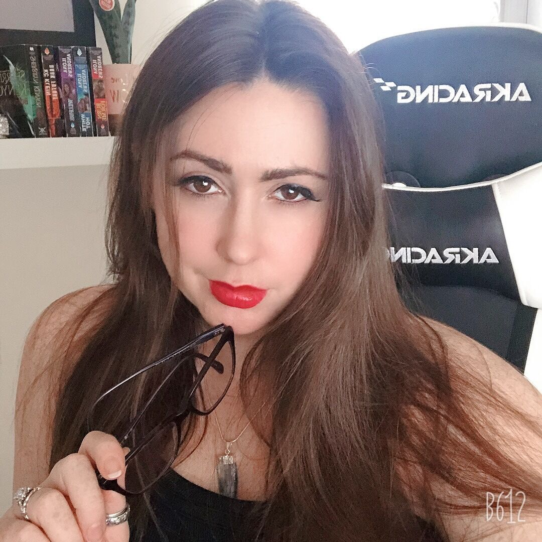 Holly Roberds – Audio Books, Best Sellers, Author Bio | Audible.com