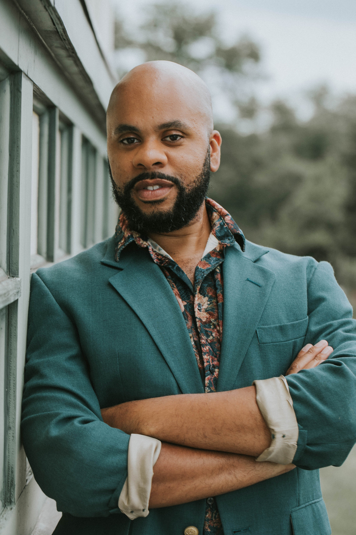 R. Eric Thomas – Audio Books, Best Sellers, Author Bio | Audible.com