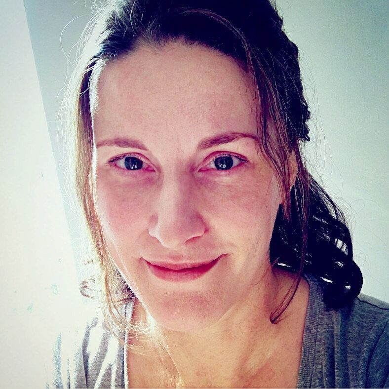 Sara Creasy – Audio Books, Best Sellers, Author Bio | Audible.com