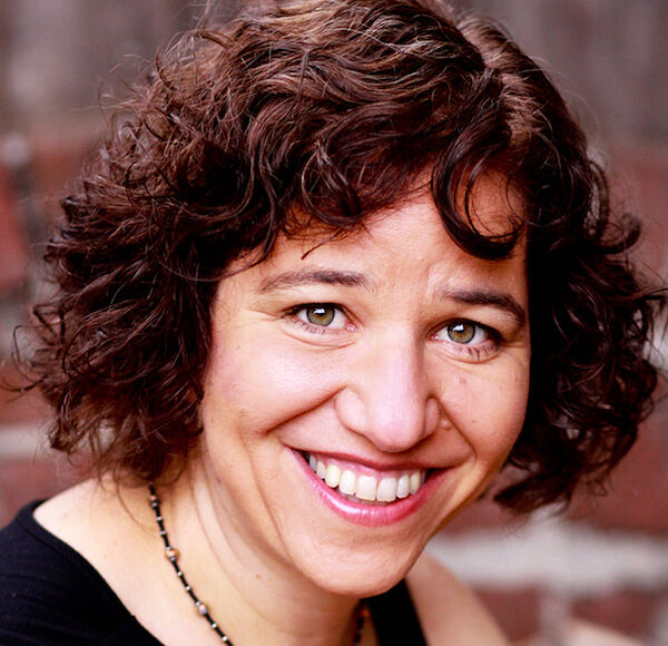 Amazon.com: Golden Poppies: A Novel: 9781542006446: Ibrahim, Laila: Books