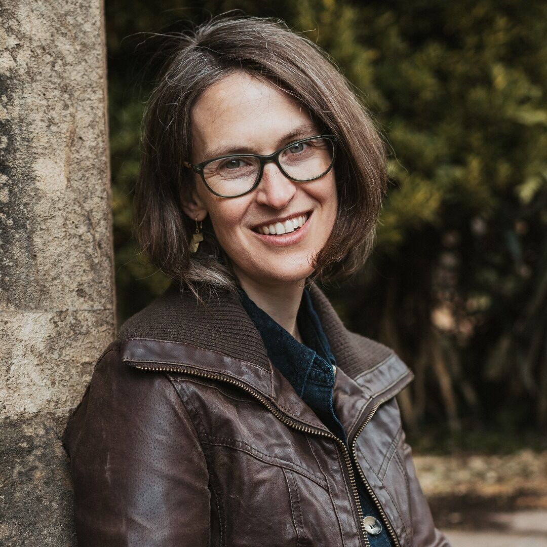 Katie Munnik - Alle Hörbücher bei Audible.de