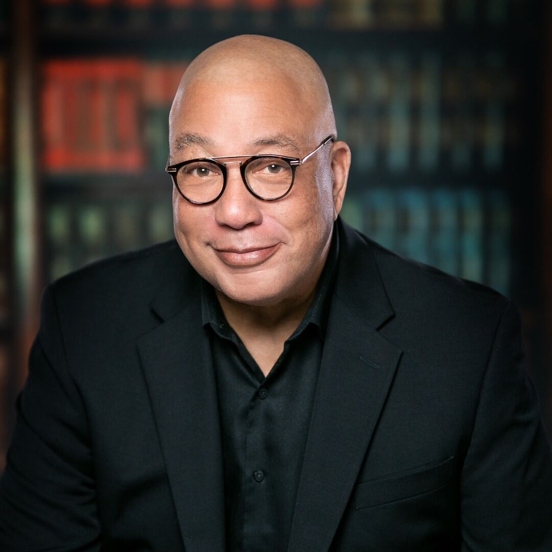 Stephen Mack Jones – Audio Books, Best Sellers, Author Bio | Audible.com