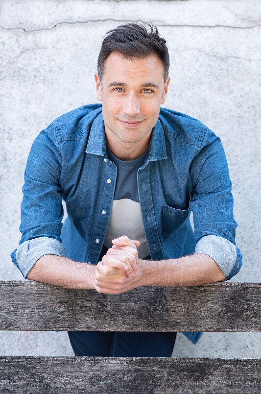 Drew Davies – Audio Books, Best Sellers, Author Bio | Audible.com