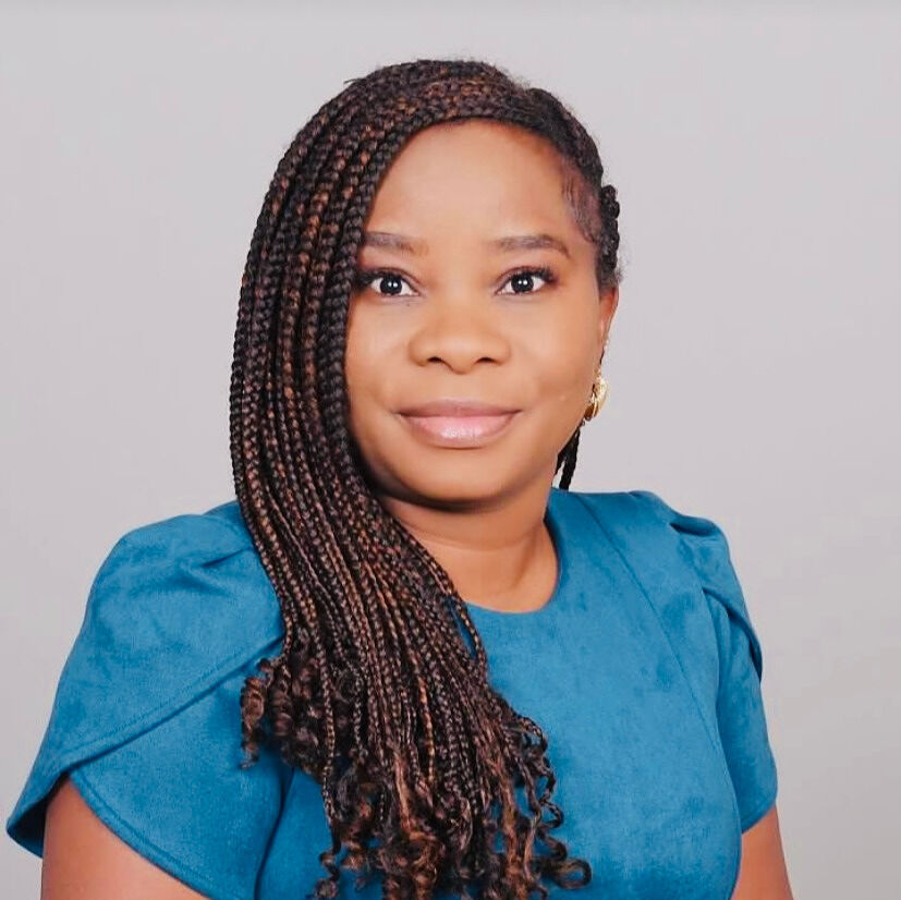 Ugochi B. Akinmoladun – Audiolibros, Bestsellers, Biografía del Autor ...
