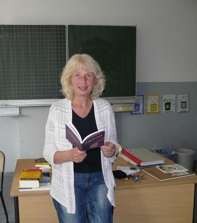 Annette Weber – Audio Books, Best Sellers, Author Bio | Audible.com