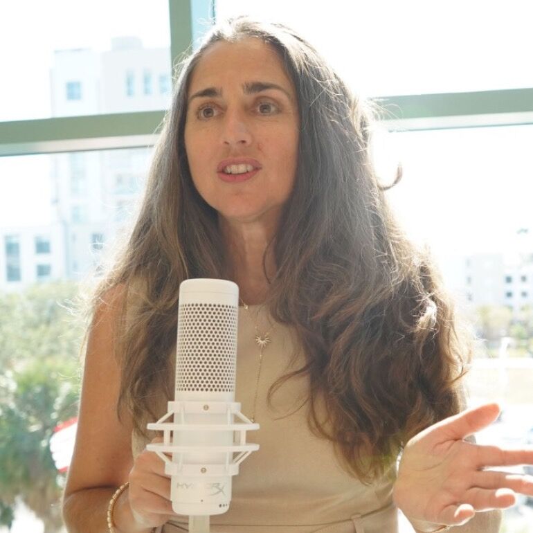 Elasa Tiernan – Audio Books, Best Sellers, Author Bio | Audible.com