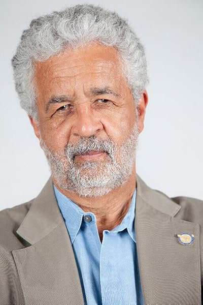 Isn't It Scary?: Vernon Hamilton: 9781480889163: Books - Amazon