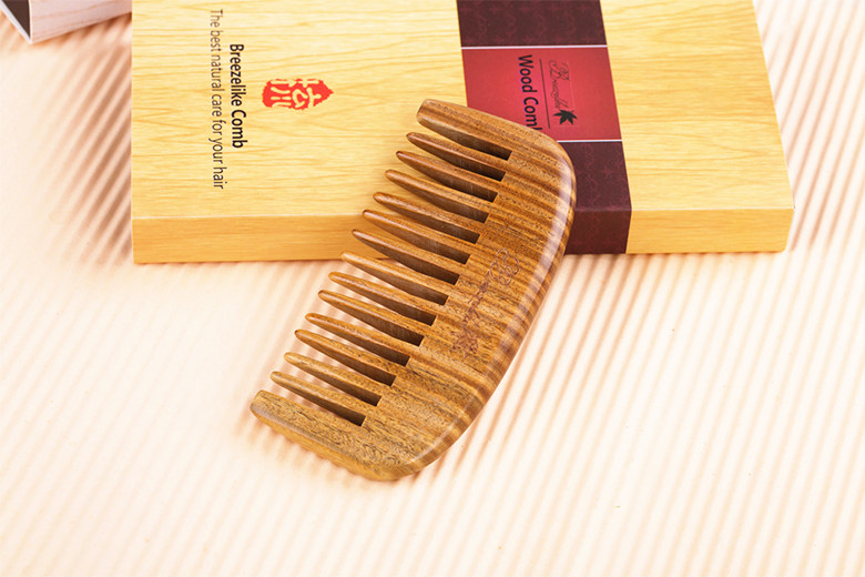 Amazon.com : Breezelike Hair and Beard Comb - No Static Sandalwood Natural Detangler Comb ...