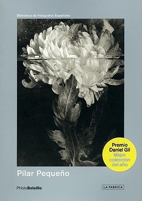 Pilar Pequeño: PHotoBolsillo by Luis Revenga | Goodreads