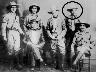 Junto a Sandino by Gregorio Urbano Gilbert | Goodreads