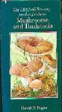 The Mitchell Beazley Pocket Guide to Mushrooms and Toadstools by David ...